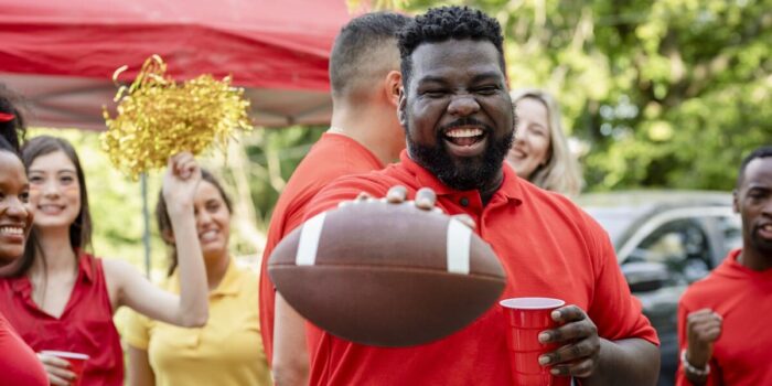 6 Important Things to Ensure You Catch the Super Bowl Parade - Custom ...