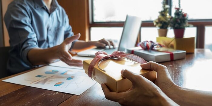 How to Remove License Plate Stickers (with no residue or scratch ...